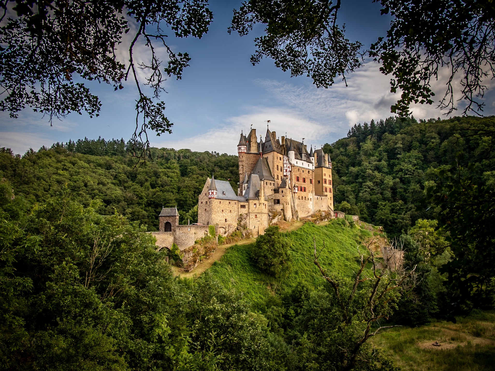 A Journey Through Germany’s Rhine Valley: Discovering Cochem and Burg ...