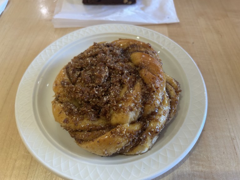 Explore Scenic Highway 20 and North Cascades – Traveling Expats